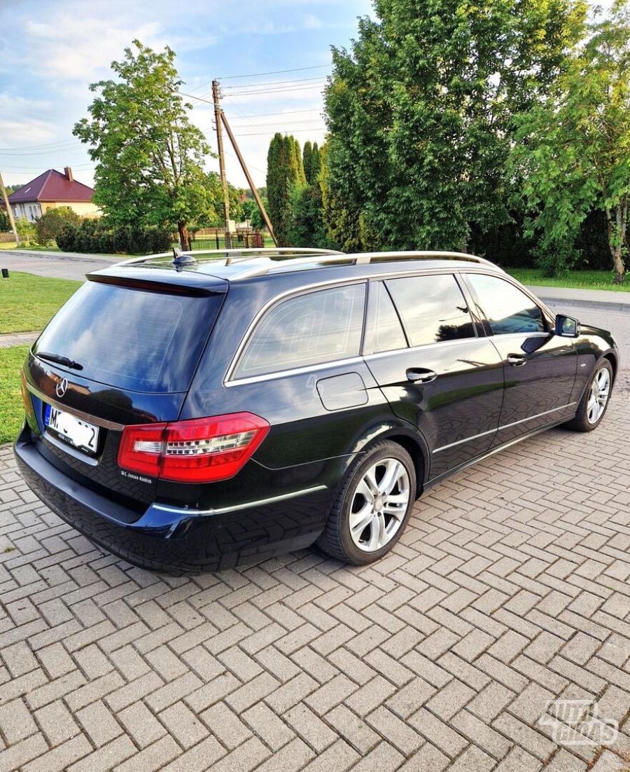 Mercedes-Benz e-200 2010 Kauņa, ar dzinēja tilpumu 2.00 L un nobraukumu 379 tūkst. km par 4890 €, foto 4 vietnē AUTOMOTO.COM.LV