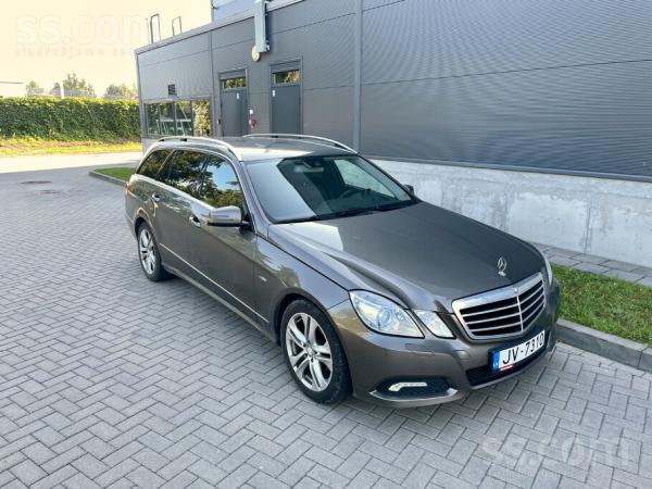 Mercedes-Benz e-200 2010 Rīga, ar dzinēja tilpumu 1.80 L un nobraukumu 205 tūkst. km par 7300 €, foto 1 vietnē AUTOMOTO.COM.LV