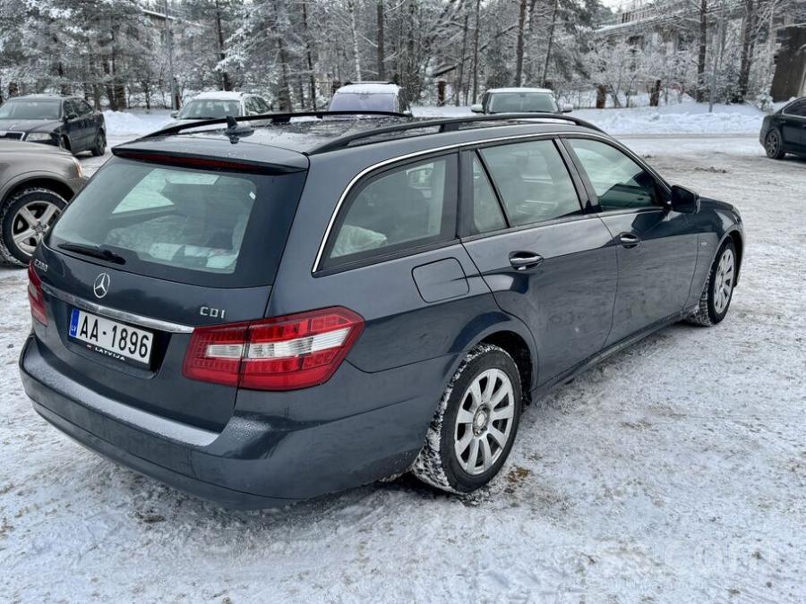 Mercedes-Benz e-200 2011 Rīga, ar dzinēja tilpumu 2.10 L un nobraukumu 613 tūkst. km par 5800 €, foto 2 vietnē AUTOMOTO.COM.LV