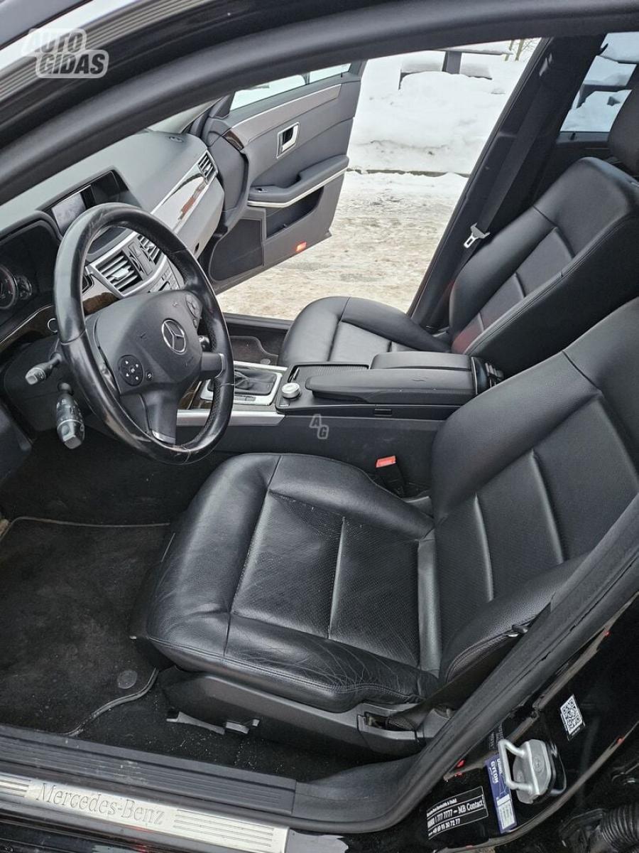 Mercedes-Benz e-200 2011 Mažeikiai, ar dzinēja tilpumu 2.10 L un nobraukumu 293 tūkst. km par 6800 €, foto 14 vietnē AUTOMOTO.COM.LV