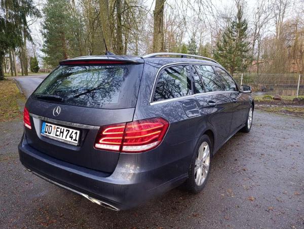 Mercedes-Benz e-200 2015 in Panevezys, with an engine capacity of 0.00 L and mileage of 316 thousand km for 8100 €, photo 6 on AUTOMOTO.COM.LV