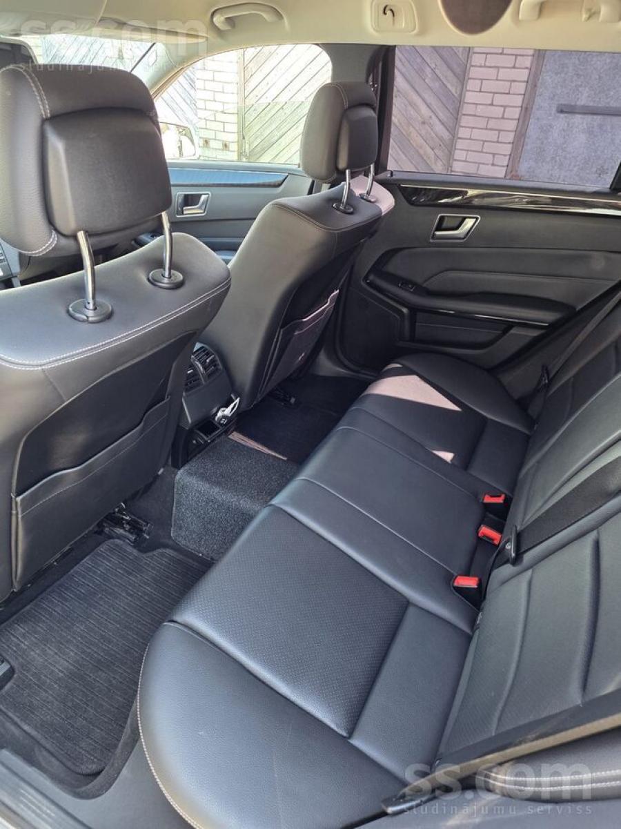 Mercedes-Benz e-200 2015 Rīga, ar dzinēja tilpumu 2.00 L un nobraukumu 464 tūkst. km par 6800 €, foto 8 vietnē AUTOMOTO.COM.LV