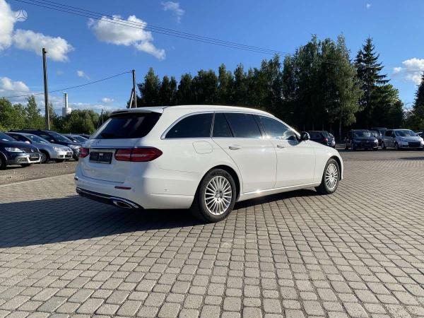Mercedes-Benz e-200 2017 in Radviliskis, with an engine capacity of 1.99 L and mileage of 200 thousand km for 13500 €, photo 9 on AUTOMOTO.COM.LV