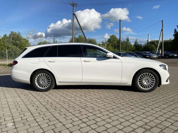 Mercedes-Benz e-200 2017 in Radviliskis, with an engine capacity of 1.99 L and mileage of 200 thousand km for 13500 €, photo 10 on AUTOMOTO.COM.LV