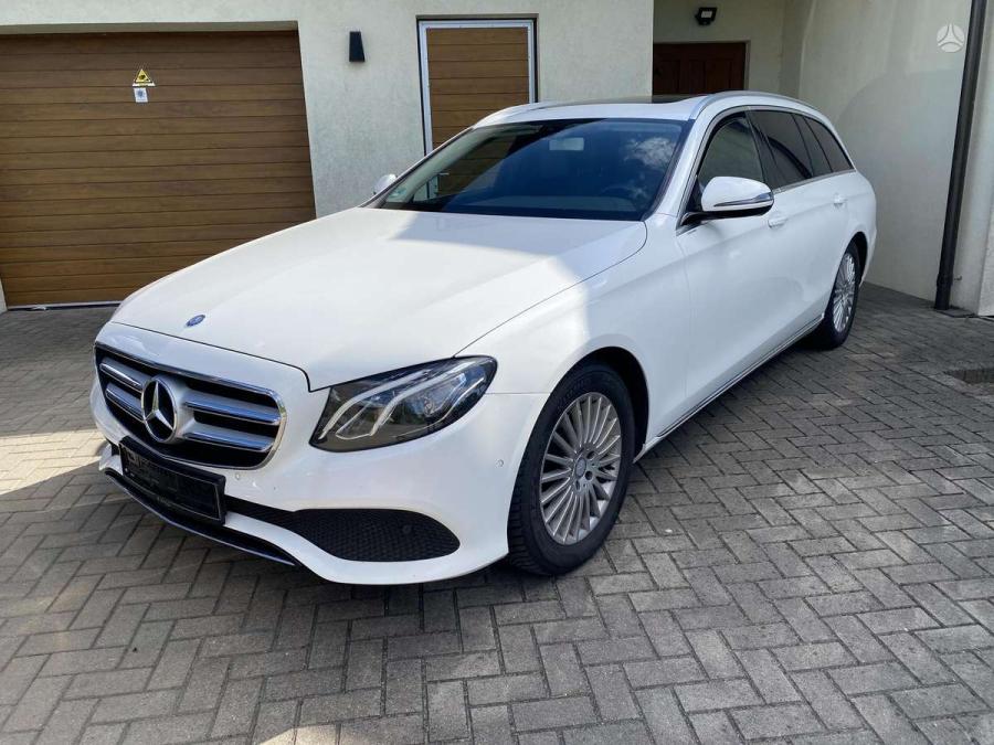 Mercedes-Benz e-200 2017 in Radviliskis, with an engine capacity of 1.99 L and mileage of 200 thousand km for 12900 €, photo 1 on AUTOMOTO.COM.LV
