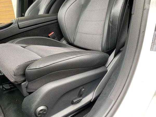 Mercedes-Benz e-200 2017 in Radviliskis, with an engine capacity of 1.99 L and mileage of 200 thousand km for 12900 €, photo 9 on AUTOMOTO.COM.LV