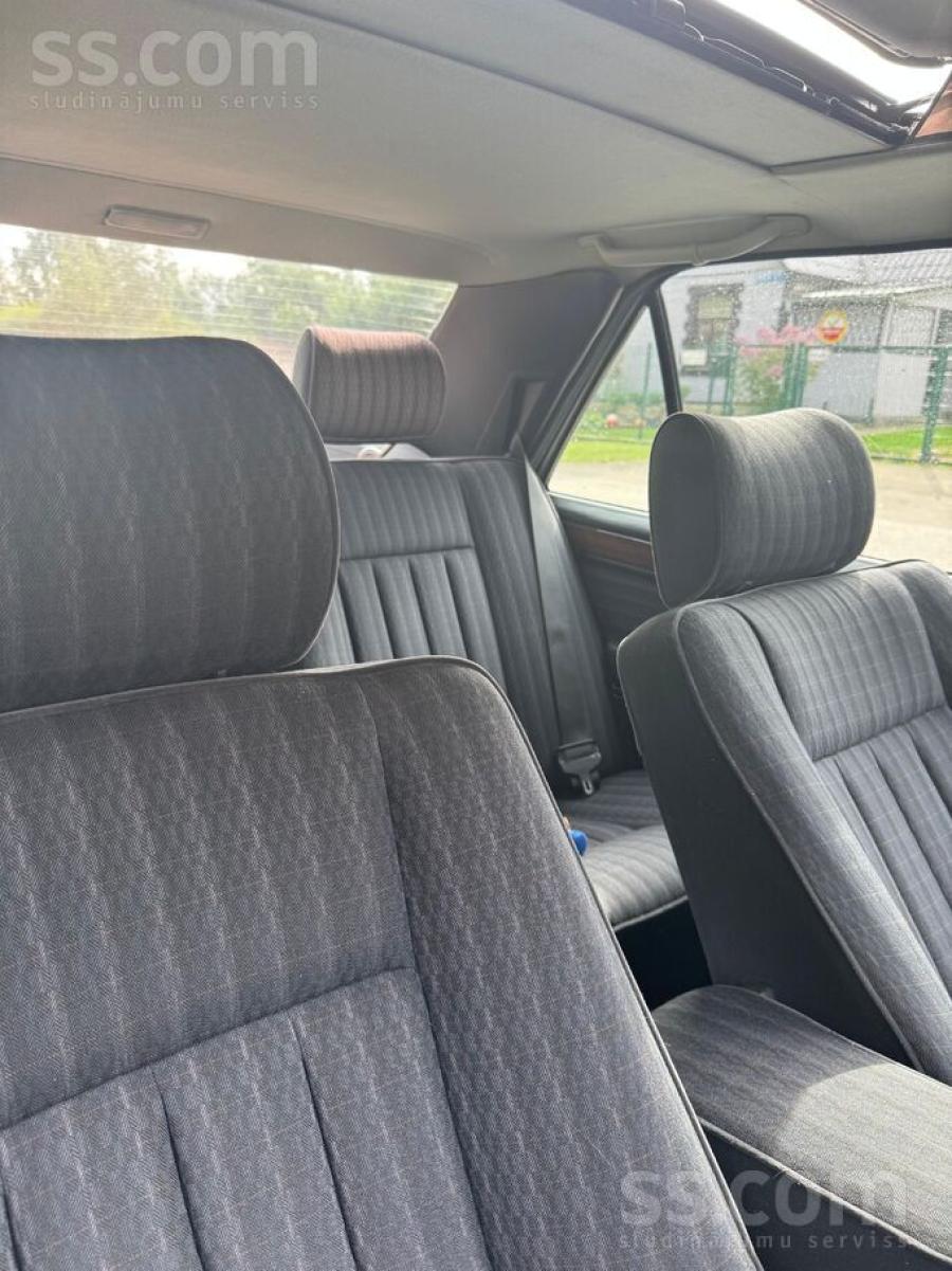 Violets Mercedes-Benz e-200 1990 Preiļi, ar dzinēja tilpumu 2.00 L un nobraukumu 290 tūkst. km par 5100 €, foto 9 vietnē AUTOMOTO.COM.LV