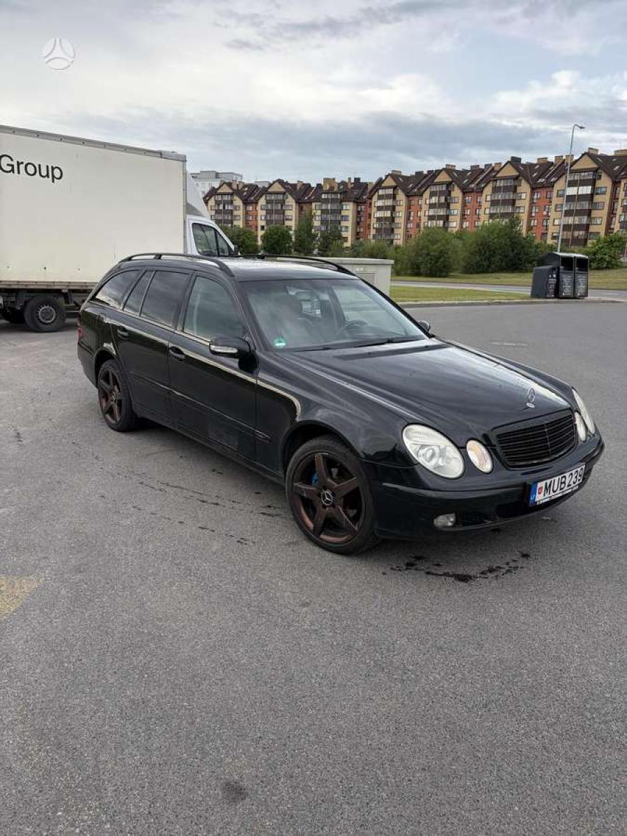 Фиолетовый Мерседес E 200 2005 в Вильнюс, объемом двигателя 1.80 л и пробегом 380 тыс. км за 2000 €, фото 1 на AUTOMOTO.COM.LV