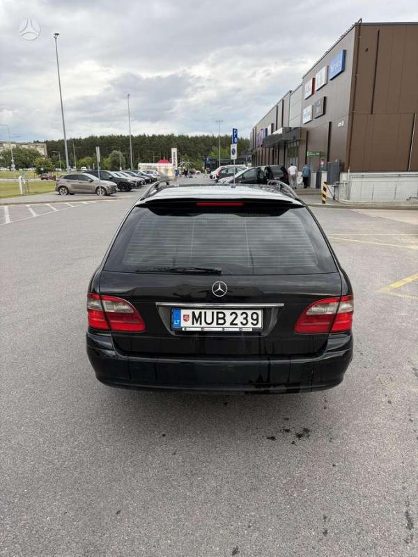 Фиолетовый Мерседес E 200 2005 в Вильнюс, объемом двигателя 1.80 л и пробегом 380 тыс. км за 2000 €, фото 3 на AUTOMOTO.COM.LV