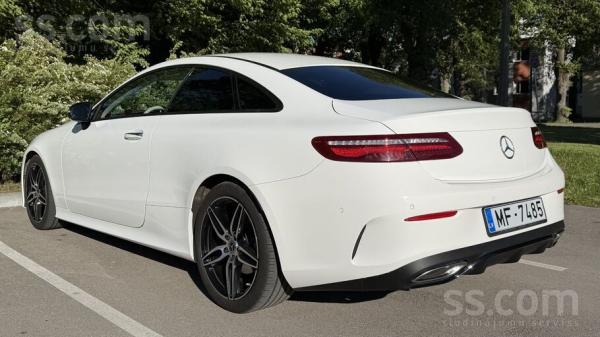 White Mercedes-Benz e-200 2019 in Riga, with an engine capacity of 2.00 L and mileage of 98 thousand km for 31900 €, photo 5 on AUTOMOTO.COM.LV