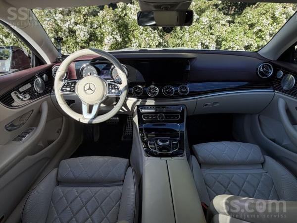 White Mercedes-Benz e-200 2019 in Riga, with an engine capacity of 2.00 L and mileage of 98 thousand km for 31900 €, photo 10 on AUTOMOTO.COM.LV
