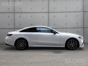 Balts Mercedes-Benz e-200 2021 Rīga, ar dzinēja tilpumu 2.00 L un nobraukumu 55 tūkst. km par 39900 €, foto 4 vietnē AUTOMOTO.COM.LV