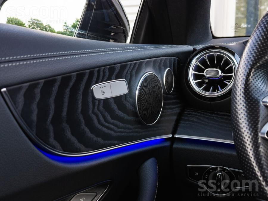 Balts Mercedes-Benz e-200 2021 Rīga, ar dzinēja tilpumu 2.00 L un nobraukumu 55 tūkst. km par 39900 €, foto 15 vietnē AUTOMOTO.COM.LV