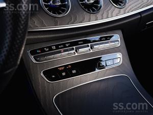 Balts Mercedes-Benz e-200 2021 Rīga, ar dzinēja tilpumu 2.00 L un nobraukumu 55 tūkst. km par 39900 €, foto 20 vietnē AUTOMOTO.COM.LV