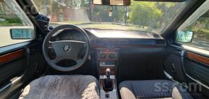 Balts Mercedes-Benz e-200 1987 Rīga, ar dzinēja tilpumu 2.00 L un nobraukumu 303 tūkst. km par 3500 €, foto 4 vietnē AUTOMOTO.COM.LV
