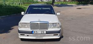 Balts Mercedes-Benz e-200 1987 Rīga, ar dzinēja tilpumu 2.00 L un nobraukumu 303 tūkst. km par 3500 €, foto 8 vietnē AUTOMOTO.COM.LV