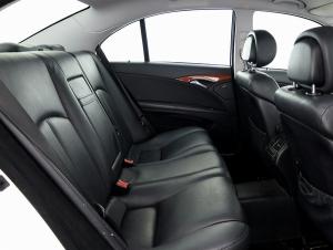 Balts Mercedes-Benz e-200 2008 Tallina, ar dzinēja tilpumu 1.80 L un nobraukumu 324 tūkst. km par 1599 €, foto 8 vietnē AUTOMOTO.COM.LV