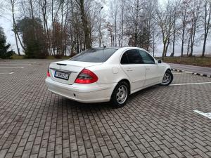 Balts Mercedes-Benz e-200 2009 Šauļi, ar dzinēja tilpumu 2.10 L un nobraukumu 595 tūkst. km par 2300 €, foto 8 vietnē AUTOMOTO.COM.LV