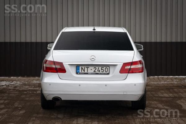 White Mercedes-Benz e-200 2009 in Talsi, with an engine capacity of 2.10 L and mileage of 0 thousand km for 4490 €, photo 5 on AUTOMOTO.COM.LV