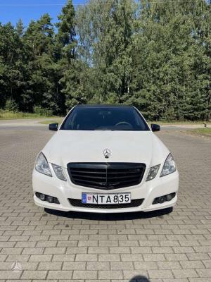 Balts Mercedes-Benz e-200 2009 Kauņa, ar dzinēja tilpumu 2.14 L un nobraukumu 585 tūkst. km par 3400 €, foto 3 vietnē AUTOMOTO.COM.LV