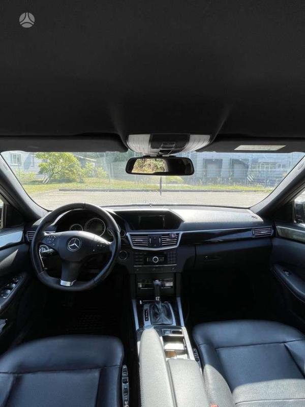 Balts Mercedes-Benz e-200 2009 Kauņa, ar dzinēja tilpumu 2.14 L un nobraukumu 585 tūkst. km par 3400 €, foto 7 vietnē AUTOMOTO.COM.LV