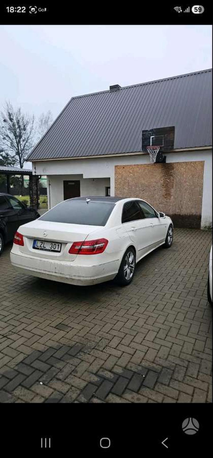 White Mercedes-Benz e-200 2010 in Kaunas, with an engine capacity of 2.00 L and mileage of 510 thousand km for 4800 €, photo 2 on AUTOMOTO.COM.LV