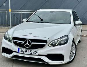 Белый Мерседес E 200 2010 в Каунас, объемом двигателя 2.14 л и пробегом 211 тыс. км за 10500 €, фото  на AUTOMOTO.COM.LV