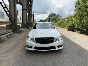 Белый Мерседес E 200 2012 в Алитус, объемом двигателя 2.00 л и пробегом 330 тыс. км за 6650 €, фото 3 на AUTOMOTO.COM.LV