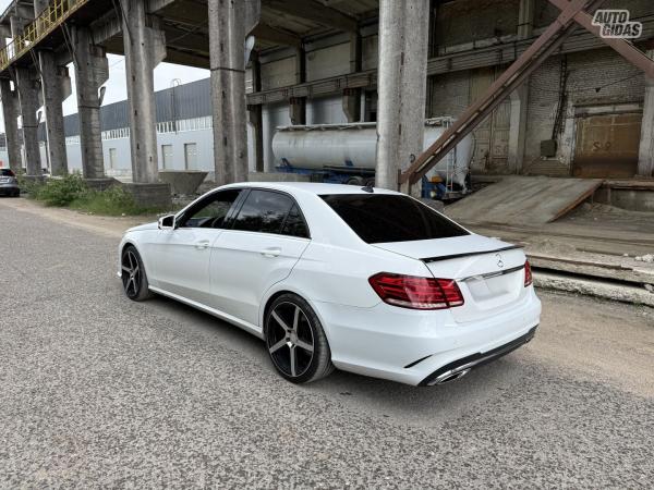 White Mercedes-Benz e-200 2012 in Alytus, with an engine capacity of 2.00 L and mileage of 330 thousand km for 6650 €, photo 8 on AUTOMOTO.COM.LV