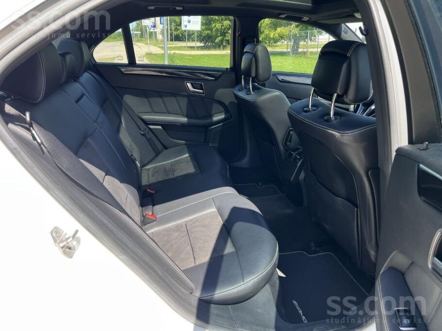 White Mercedes-Benz e-200 2013 in Limbazi, with an engine capacity of 2.20 L and mileage of 225 thousand km for 6750 €, photo 12 on AUTOMOTO.COM.LV