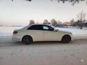 White Mercedes-Benz e-200 2014 in Marijampole, with an engine capacity of 2.14 L and mileage of 488 thousand km for 6999 €, photo 5 on AUTOMOTO.COM.LV