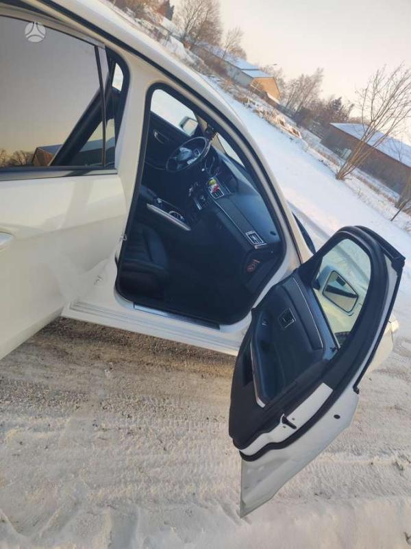 Balts Mercedes-Benz e-200 2014 Marijampole, ar dzinēja tilpumu 2.14 L un nobraukumu 488 tūkst. km par 6999 €, foto 7 vietnē AUTOMOTO.COM.LV