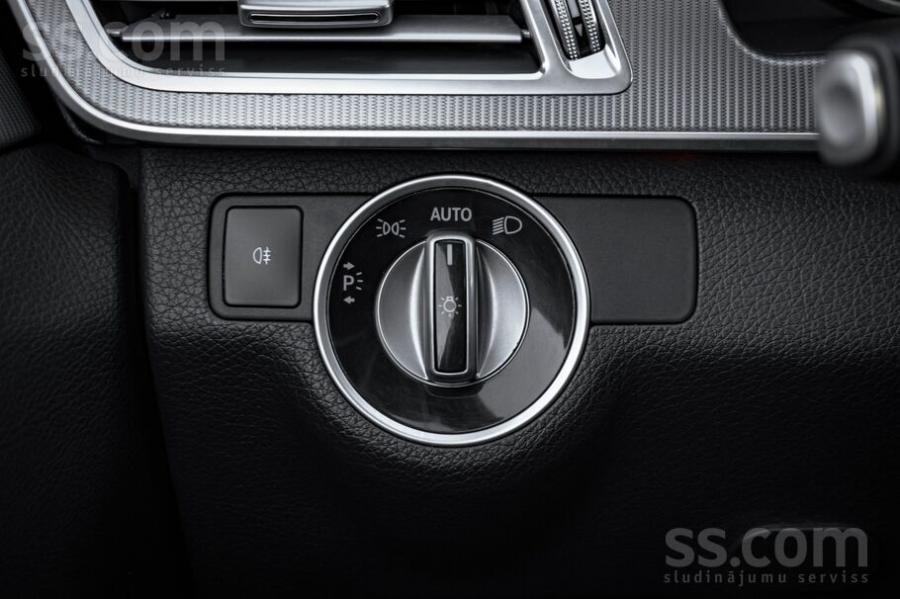 Balts Mercedes-Benz e-200 2015 Rīga, ar dzinēja tilpumu 2.10 L un nobraukumu 0 tūkst. km par 9995 €, foto 18 vietnē AUTOMOTO.COM.LV