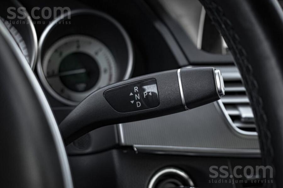 Balts Mercedes-Benz e-200 2015 Rīga, ar dzinēja tilpumu 2.10 L un nobraukumu 0 tūkst. km par 9995 €, foto 26 vietnē AUTOMOTO.COM.LV