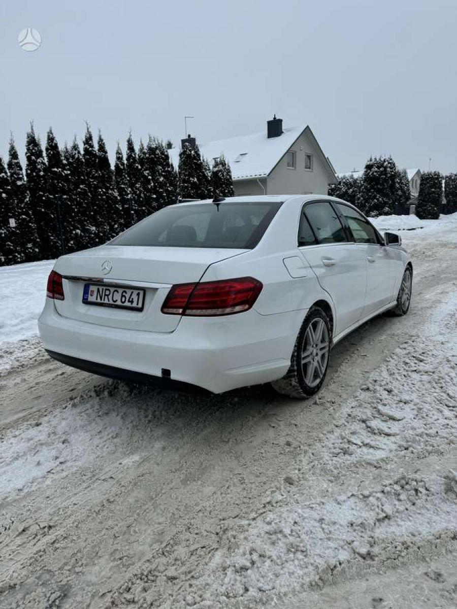 Balts Mercedes-Benz e-200 2016 Kauņa, ar dzinēja tilpumu 2.10 L un nobraukumu 439 tūkst. km par 5800 €, foto 3 vietnē AUTOMOTO.COM.LV
