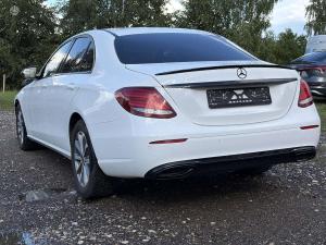 Белый Мерседес E 200 2017 в Укмерге, объемом двигателя 1.95 л и пробегом 193 тыс. км за 5900 €, фото 6 на AUTOMOTO.COM.LV