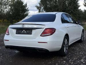 Белый Мерседес E 200 2017 в Укмерге, объемом двигателя 1.95 л и пробегом 193 тыс. км за 5900 €, фото 9 на AUTOMOTO.COM.LV