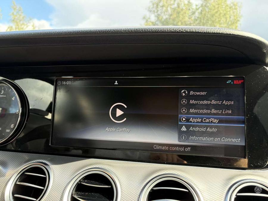 Белый Мерседес E 200 2017 в Укмерге, объемом двигателя 1.95 л и пробегом 193 тыс. км за 5900 €, фото 14 на AUTOMOTO.COM.LV