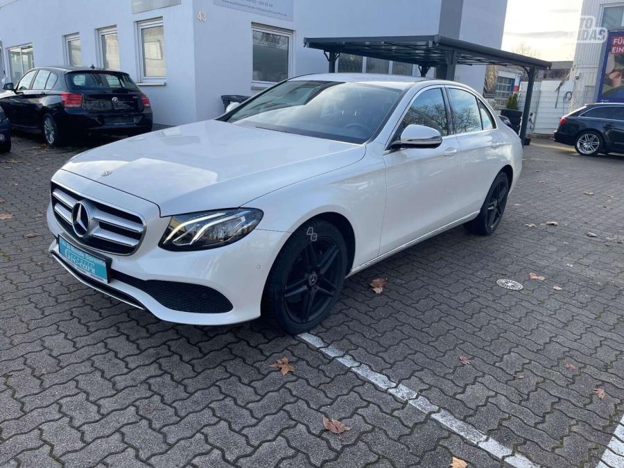 Balts Mercedes-Benz e-200 2018 Kauņa, ar dzinēja tilpumu 2.00 L un nobraukumu 58 tūkst. km par 30630 €, foto 3 vietnē AUTOMOTO.COM.LV