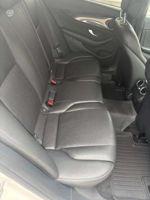 Balts Mercedes-Benz e-200 2018 Viļņa, ar dzinēja tilpumu 2.00 L un nobraukumu 343 tūkst. km par 16500 €, foto 13 vietnē AUTOMOTO.COM.LV