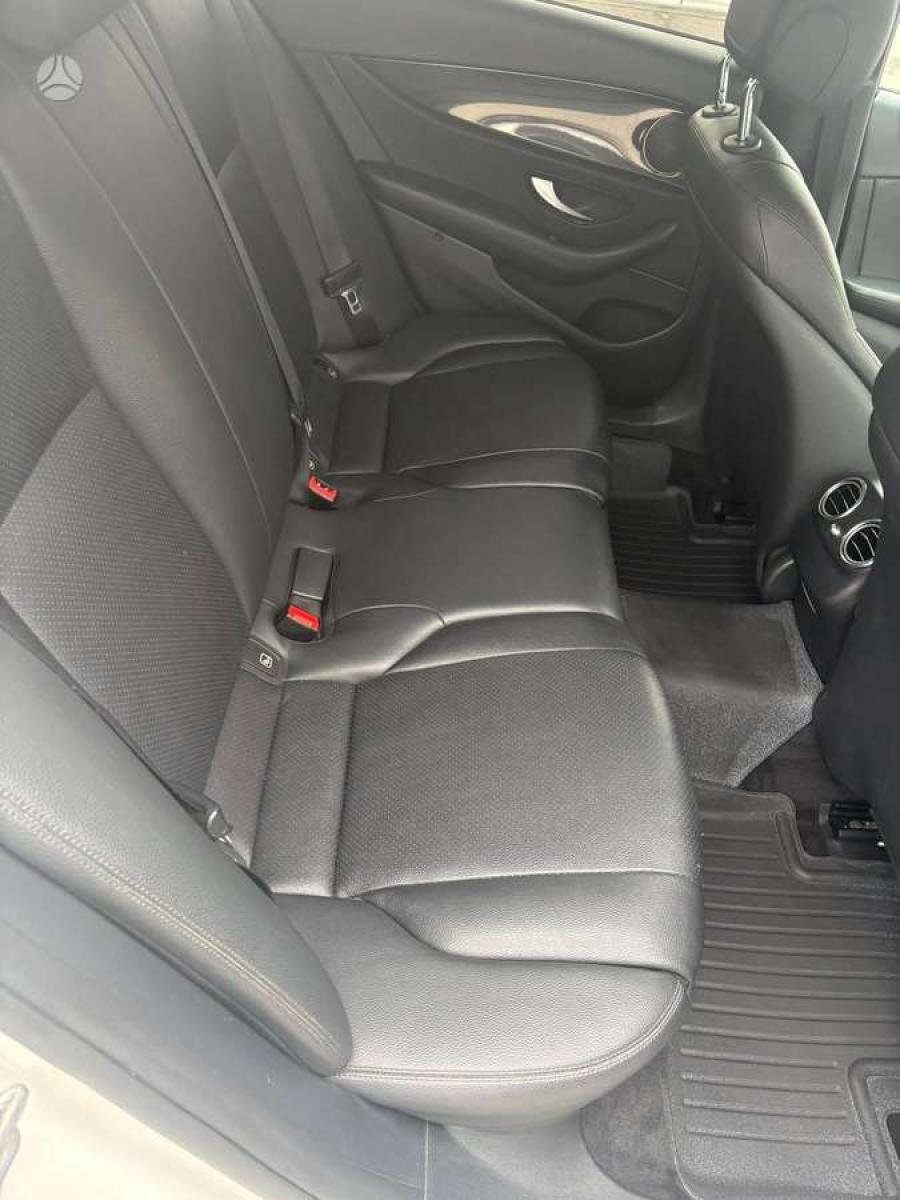 Balts Mercedes-Benz e-200 2018 Viļņa, ar dzinēja tilpumu 2.00 L un nobraukumu 343 tūkst. km par 16500 €, foto 13 vietnē AUTOMOTO.COM.LV