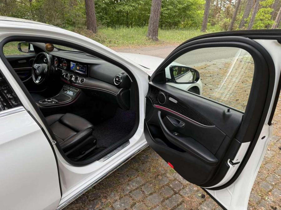 Balts Mercedes-Benz e-200 2018 Prienai, ar dzinēja tilpumu 0.00 L un nobraukumu 325 tūkst. km par 16000 €, foto 17 vietnē AUTOMOTO.COM.LV