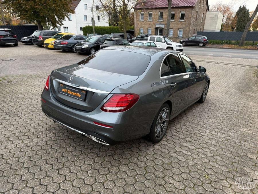 Balts Mercedes-Benz e-200 2019 Kauņa, ar dzinēja tilpumu 2.00 L un nobraukumu 67 tūkst. km par 30278 €, foto 9 vietnē AUTOMOTO.COM.LV