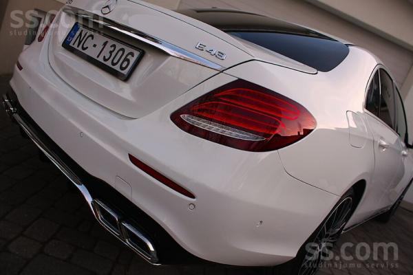 White Mercedes-Benz e-200 2019 in Riga, with an engine capacity of 2.00 L and mileage of 78 thousand km for 27500 €, photo 10 on AUTOMOTO.COM.LV