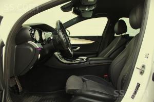 Белый Мерседес E 200 2019 в Рига, объемом двигателя 2.00 л и пробегом 78 тыс. км за 27500 €, фото 17 на AUTOMOTO.COM.LV