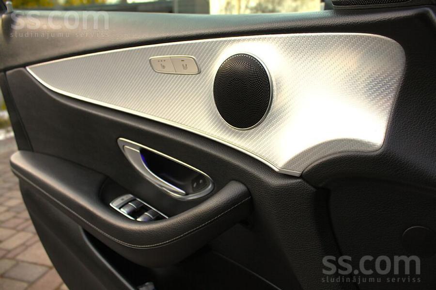 Белый Мерседес E 200 2019 в Рига, объемом двигателя 2.00 л и пробегом 78 тыс. км за 27500 €, фото 31 на AUTOMOTO.COM.LV