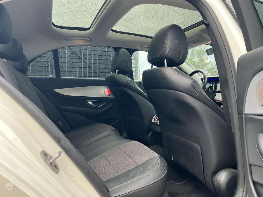 Balts Mercedes-Benz e-200 2021 Kauņa, ar dzinēja tilpumu 1.60 L un nobraukumu 86 tūkst. km par 16900 €, foto 16 vietnē AUTOMOTO.COM.LV