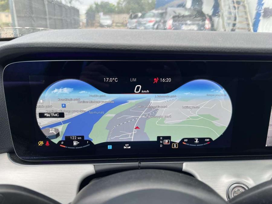 Balts Mercedes-Benz e-200 2021 Kauņa, ar dzinēja tilpumu 1.60 L un nobraukumu 86 tūkst. km par 16900 €, foto 38 vietnē AUTOMOTO.COM.LV
