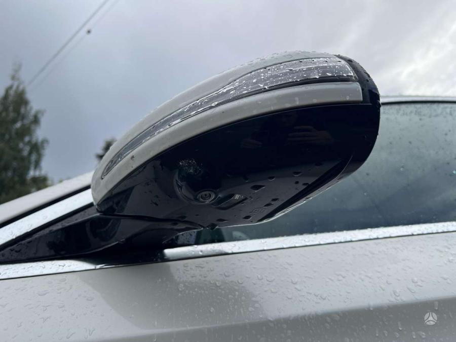 Balts Mercedes-Benz e-200 2021 Kauņa, ar dzinēja tilpumu 1.60 L un nobraukumu 86 tūkst. km par 16900 €, foto 40 vietnē AUTOMOTO.COM.LV