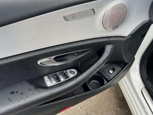 Balts Mercedes-Benz e-200 2021 Kauņa, ar dzinēja tilpumu 1.60 L un nobraukumu 86 tūkst. km par 16900 €, foto 43 vietnē AUTOMOTO.COM.LV
